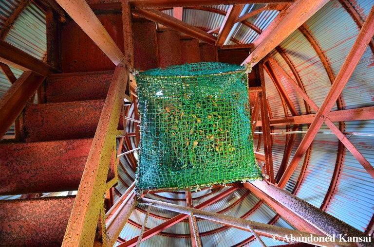 Inside The Shidaka Utopia Tower | Abandoned Kansai