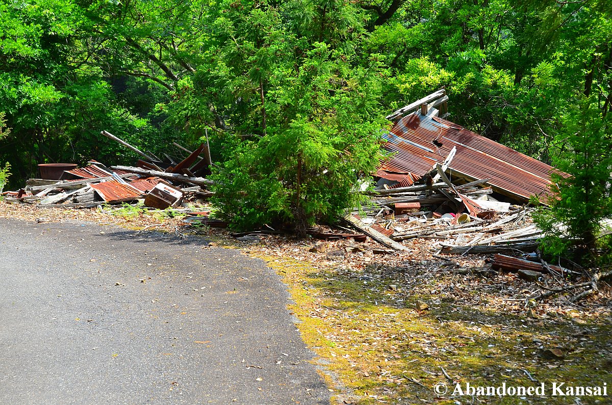 Flattened House Near The School | Abandoned Kansai