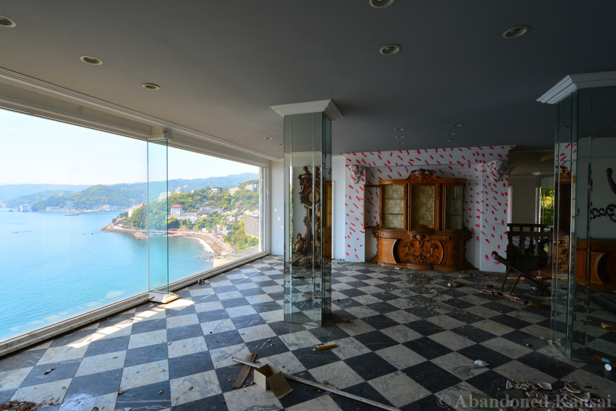 Genshiro Kawamoto’s Abandoned Mansions – The Final Chapter | Abandoned ...